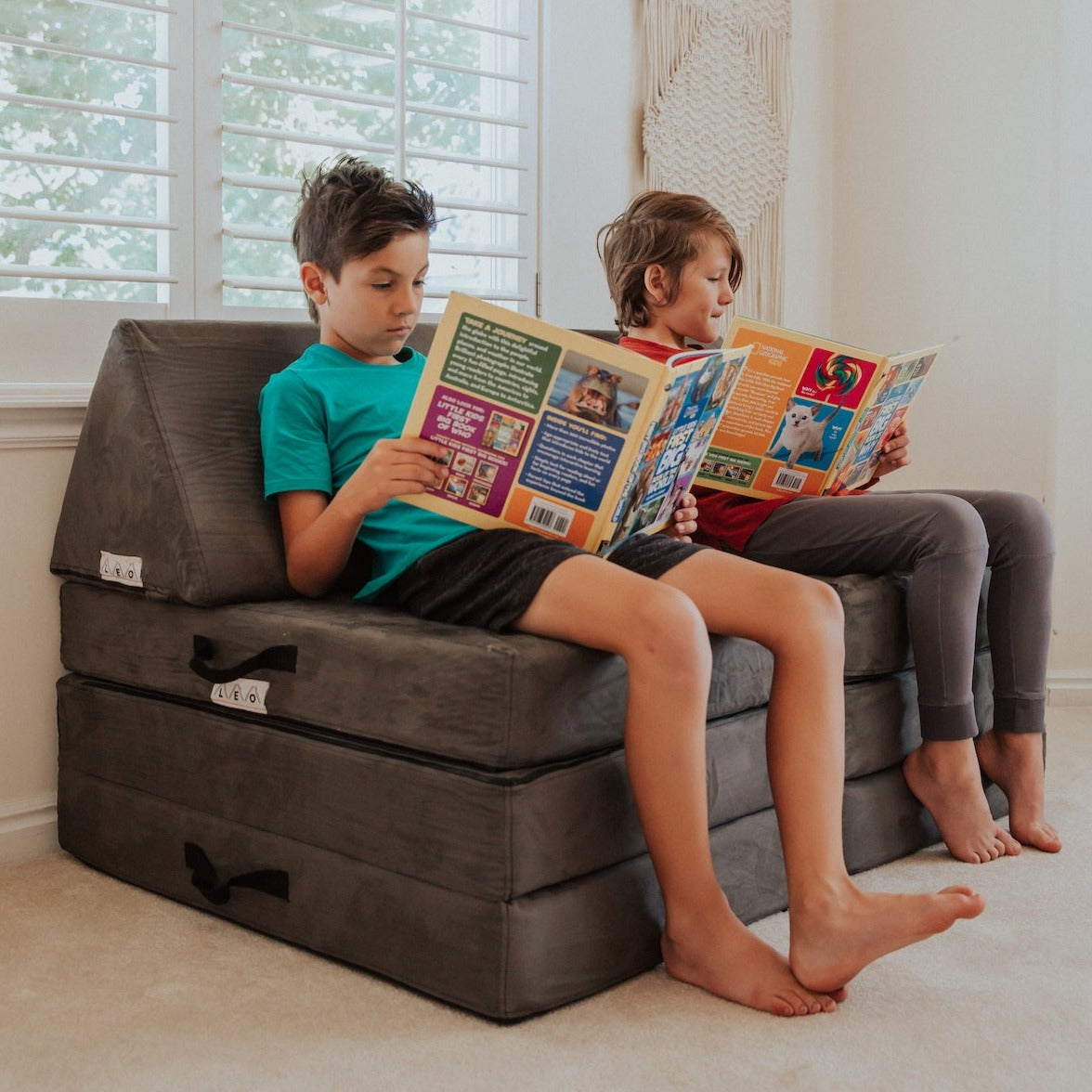 Leo Mat - Kids & parents favorite play mat & couch